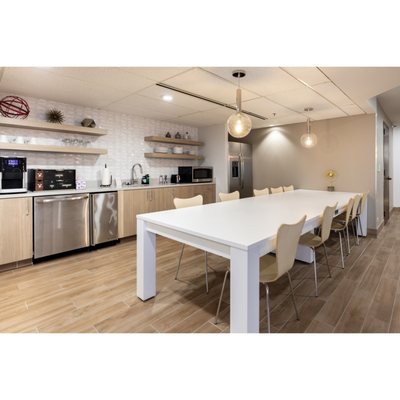 REGUS HAWAII WATERFRONT - Updated December 2025 - 24 Photos & 14 ...