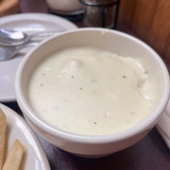 CARRIAGE CROSSING RESTAURANT AND BAKERY - Updated December 2025 - 196 ...