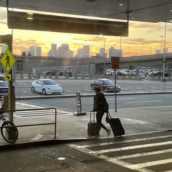 LOGAN EXPRESS - Updated July 2025 - 17 Photos & 113 Reviews - 11 Burr ...