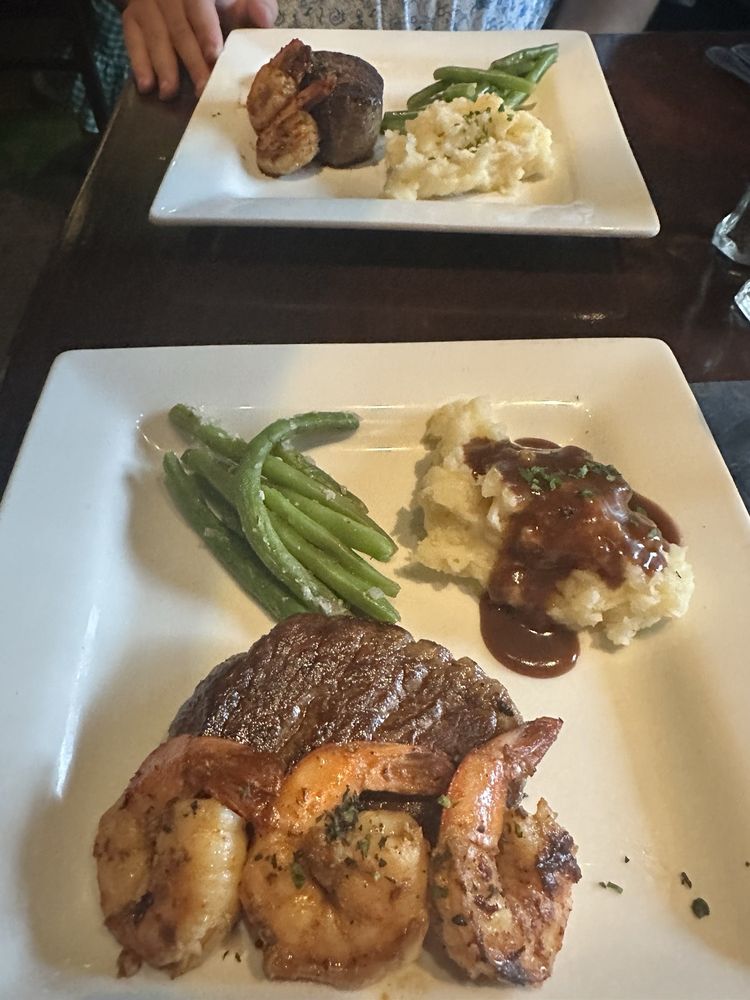 MCRAE’S AMERICAN BISTRO & COCKTAILS - Updated September 2025 - 138 ...