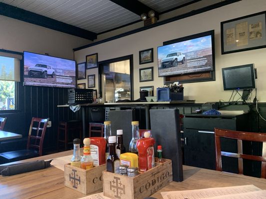 FREEPORT BAR & GRILL - Updated October 2025 - 479 Photos & 494 Reviews ...