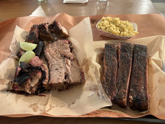 BARK BARBECUE - 17 Photos & 17 Reviews - 55 Water St, Brooklyn, NY - Yelp