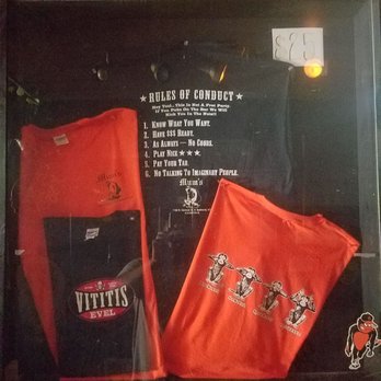 MUMS - Updated May 2025 - 21 Photos & 33 Reviews - 1132 S Hanover St ...