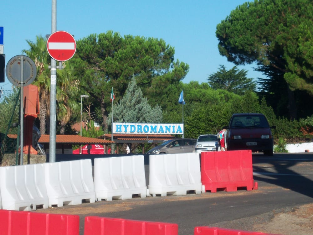 HYDROMANIA - Updated July 2025 - Vicolo del Casale Lumbroso 200, Roma ...