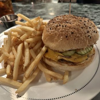 HOEXTER’S - Updated October 2025 - 192 Photos & 93 Reviews - 174 E 82nd ...