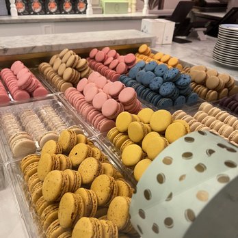 LADUREE - MIAMI AVENTURA MALL - Updated October 2025 - 248 Photos & 85 ...