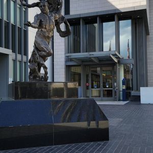 GLENDALE COURTHOUSE - Updated September 2025 - 18 Photos & 32 Reviews ...