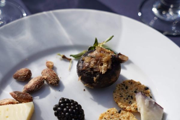 CAFE SOLEIL - Updated December 2025 - 549 Photos & 683 Reviews - 3550 ...