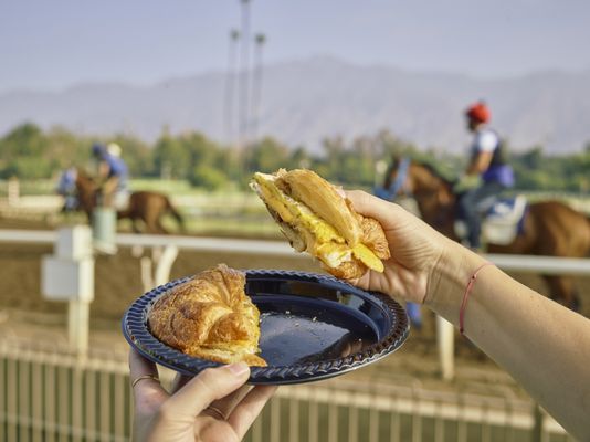 CLOCKER’S CORNER - 68 Photos & 43 Reviews - 285 W Huntington Dr ...