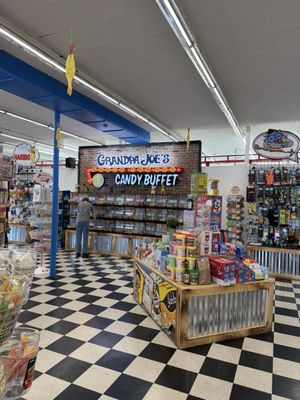 GRANDPA JOE’S CANDY SHOP - Updated December 2025 - 65 Photos & 13 ...
