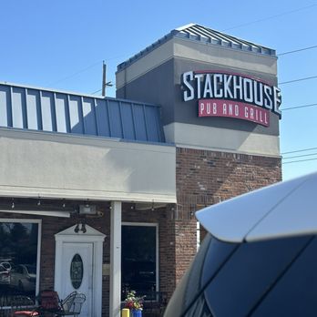 STACKHOUSE PUB AND GRILL - Updated December 2025 - 74 Photos & 110 ...