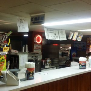 HAAR’S DRIVE IN - 22 Photos & 28 Reviews - Drive-In Theater - 185 Logan ...