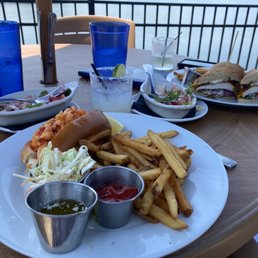 THE FISHERMAN AT LONG POINT - Updated July 2025 - 278 Photos & 324 ...