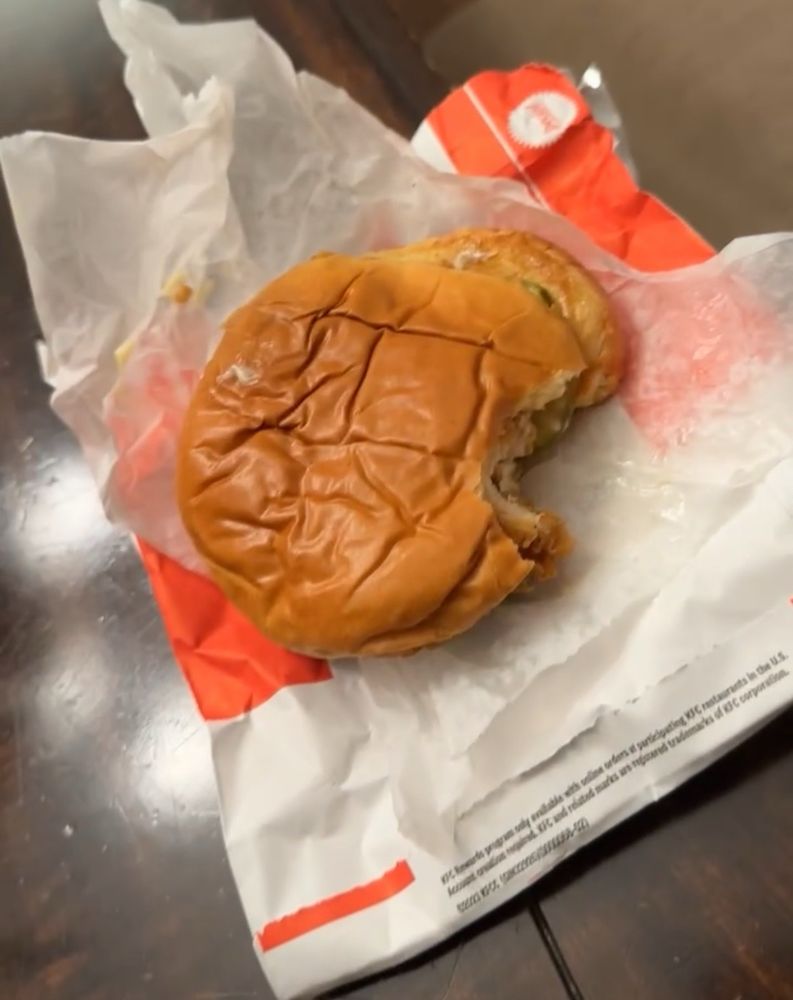 KFC - Updated July 2025 - 14 Reviews - 17700 Garland Groh Blvd ...