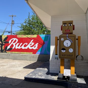 BUCK ATOM’S COSMIC CURIOS ON 66 - Updated August 2025 - 162 Photos & 23 ...