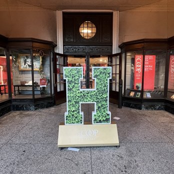 THE HARVARD COOP BOOKSTORE - Updated January 2026 - 201 Photos & 207 ...