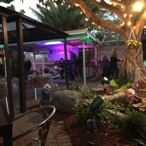 ENGLEWOODS ON DEARBORN RESTAURANT & BAR - 51 Photos & 67 Reviews ...