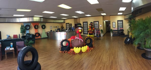 FAMILY TIRE & AUTO SERVICE - Updated December 2025 - 10 Photos & 23 ...