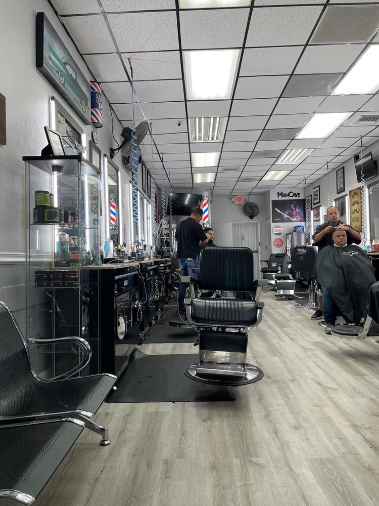 NICK’S BARBER SHOP - Updated May 2025 - 13 Photos & 18 Reviews - 2484 W ...