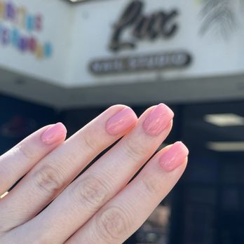 Lux nails store
