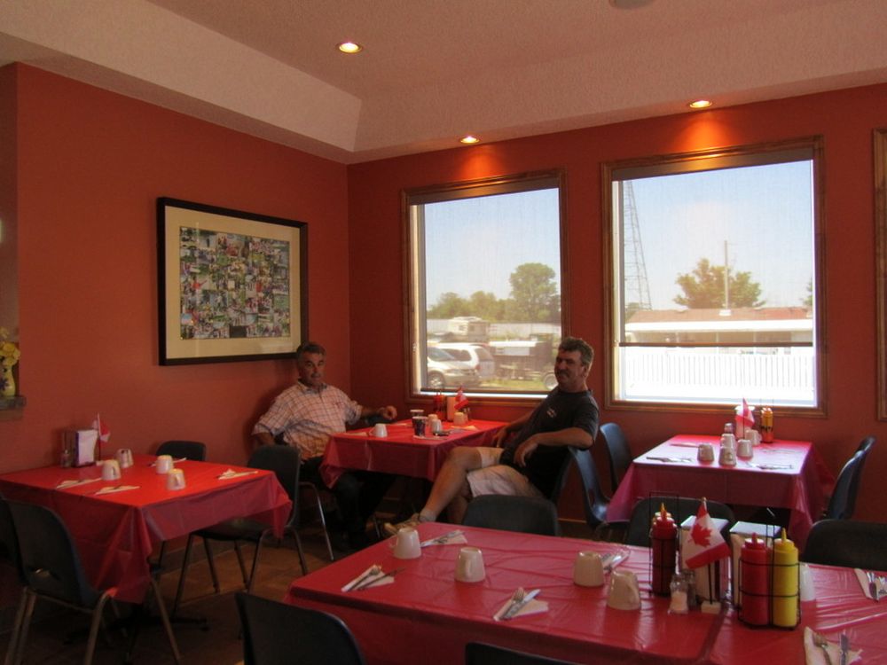 GOLDEN POND RV RESORT - Updated December 2025 - 29 Photos - 4340 ...