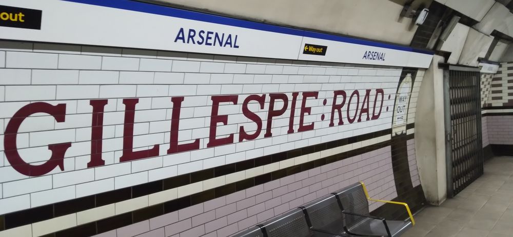 ARSENAL UNDERGROUND STATION - Updated April 2024 - 16 Photos - Highbury ...