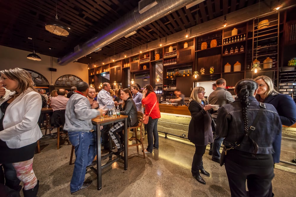 APPLEJACK BAR AND EATERY - Updated January 2025 - 2 Dunrobin Place ...