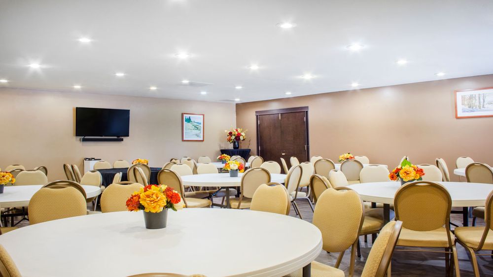 GREENWOOD/MEMORY LAWN MORTUARY - 45 Photos & 22 Reviews - 719 N 27th ...