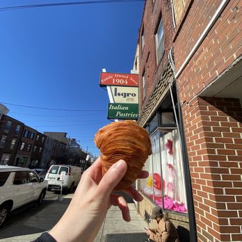 ISGRO PASTRIES - Updated September 2024 - 622 Photos & 576 Reviews ...