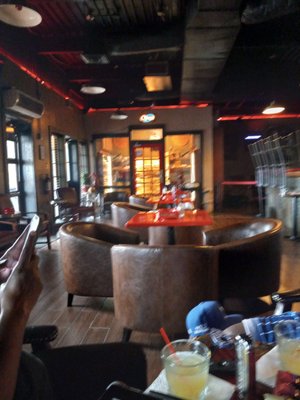 MEMPHIS SMOKES CIGAR LOUNGE - Updated December 2025 - 10 Photos - 3241 ...