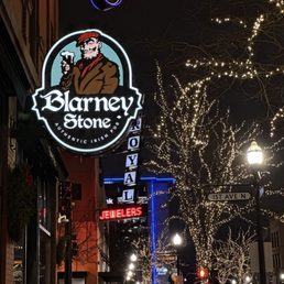 BLARNEY STONE PUB - HOTEL DONALDSON - Updated December 2025 - 95 Photos ...