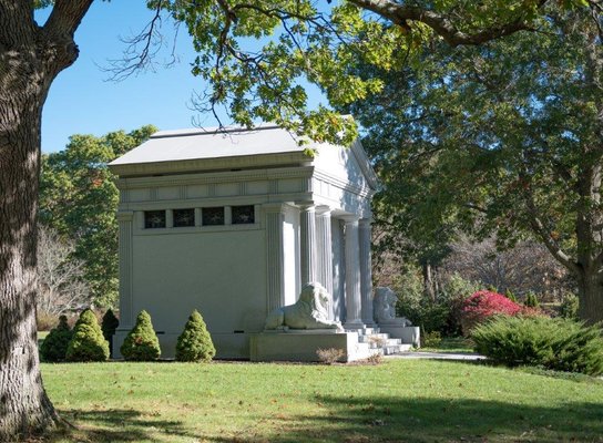 BLUE HILL CEMETERY - Updated October 2025 - 19 Photos - 700 W St ...