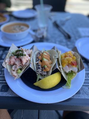 THE BUOY BAR - Updated May 2024 - 356 Photos & 329 Reviews - 72 Bayside ...