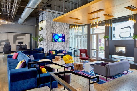 ALOFT AUSTIN AT THE DOMAIN - Updated March 2025 - 129 Photos & 179 ...