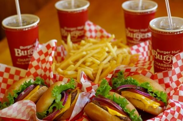 BURGER HUT - 39 Photos & 94 Reviews - 3211 Cohasset Rd, Chico ...