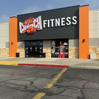 CRUNCH FITNESS - BANDERA - Updated December 2025 - 38 Photos & 26 ...