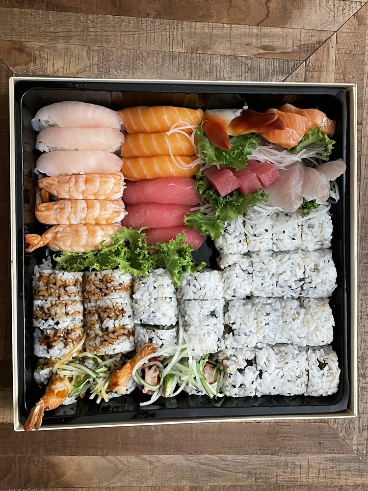 MEET SUSHI & BOIL - 4630 Kingston Road, Toronto, ON - Yelp