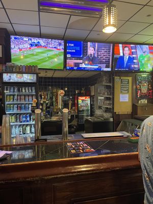 SHOOTERVILLE BILLIARDS BAR & GRILL - Updated January 2026 - 32 Photos ...