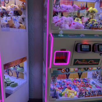 ATOMIC CLAW - Updated August 2025 - 43 Photos & 21 Reviews - 245 107th Ave, Treasure Island ...