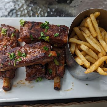 PENGUIN DRIVE IN - Updated January 2025 - 368 Photos & 156 Reviews ...