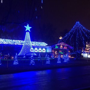 THE LIGHT HOUSE GALLERY - Updated May 2024 - 4113 S National Ave ...