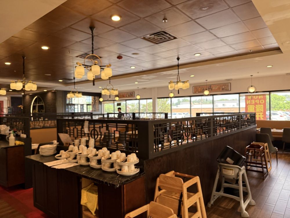 D CUISINE - Updated August 2025 - 359 Photos & 85 Reviews - 665 ...