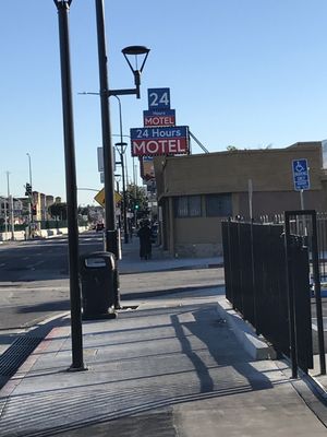 24 HOUR MOTEL - Updated February 2025 - 24 Photos - 5857 Crenshaw Blvd ...