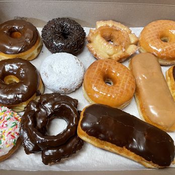 MISS DONUTS AND BAKERY - Updated December 2024 - 109 Photos & 69 ...