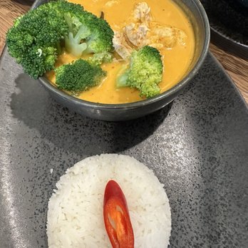 TIKI THAI - Updated December 2025 - 907 Photos & 438 Reviews - 12100 ...