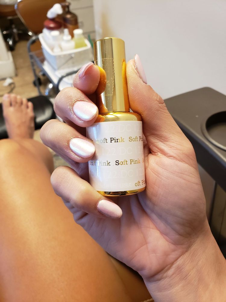 BLUE HARBOR NAILS AND SPA - 68 Photos & 71 Reviews - 20302 NE Ballinger ...