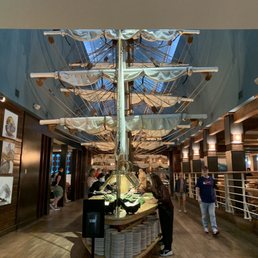 CAPTAIN GEORGE’S SEAFOOD RESTAURANT - Updated November 2024 - 1229 ...