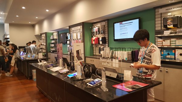 EX LIBRIS BOOKSTORE - Updated July 2024 - 27 Photos & 16 Reviews - 228 ...
