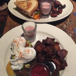 LOCAL PUBLIC EATERY 8TH AVENUE - Updated December 2025 - 139 Photos ...