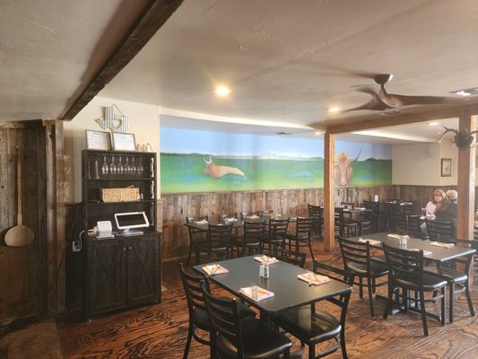 BLACK CREEK BAR AND GRILL - Updated December 2025 - 46 Photos & 41 ...